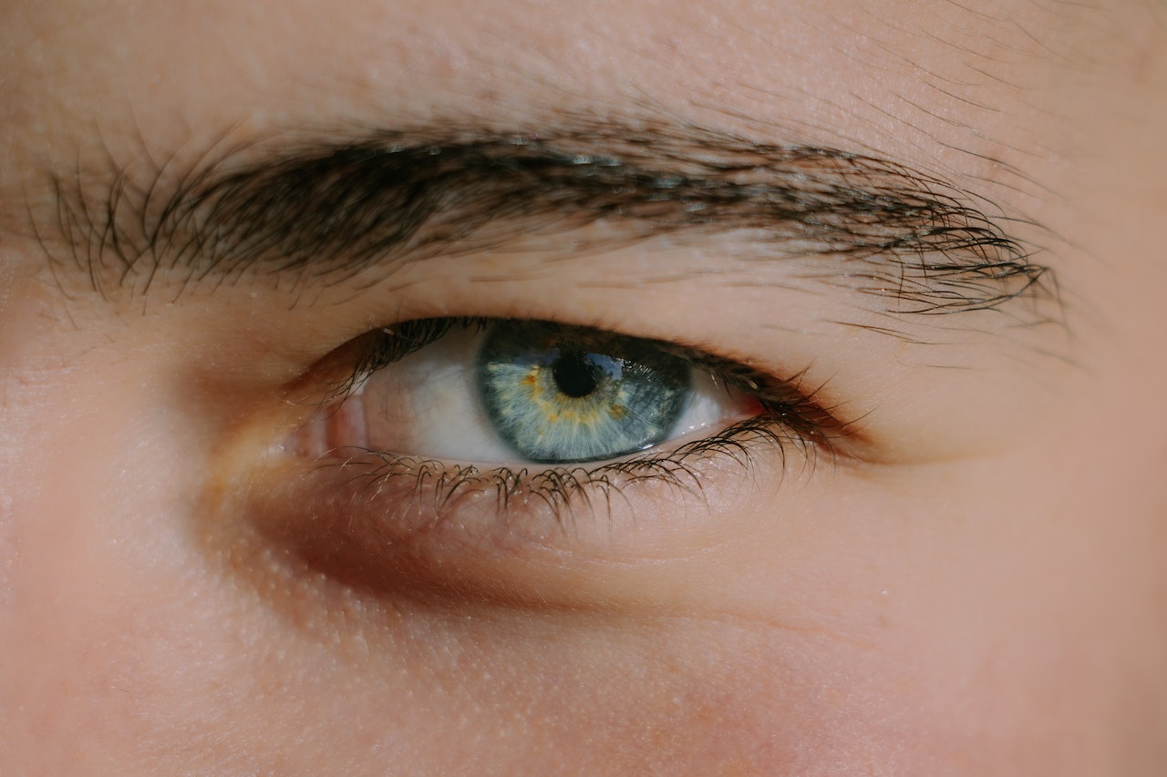 Eyebrow Waxing For Men: Breaking Stereotypes And Rocking Bold Brows